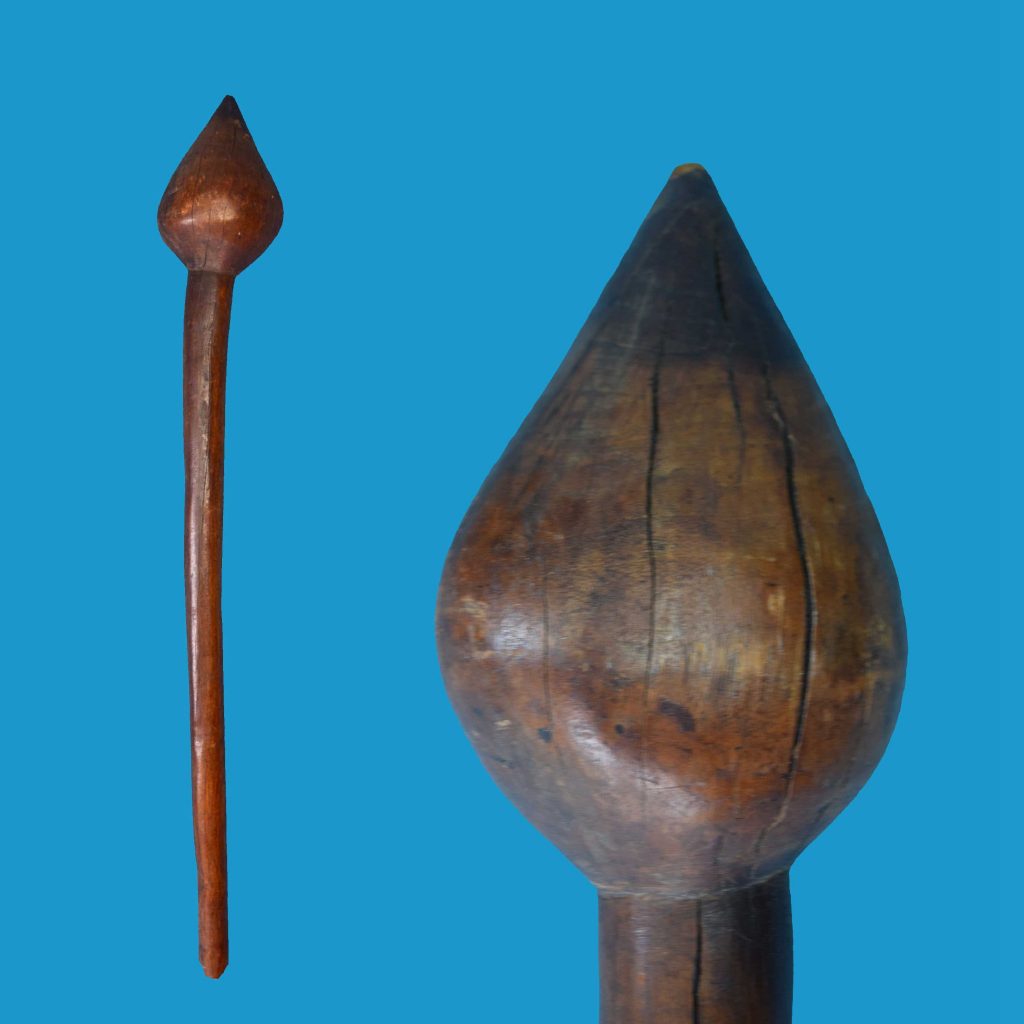 BH05 Eastern Australia Aboriginal Throwing Club Totemic Symbols ...