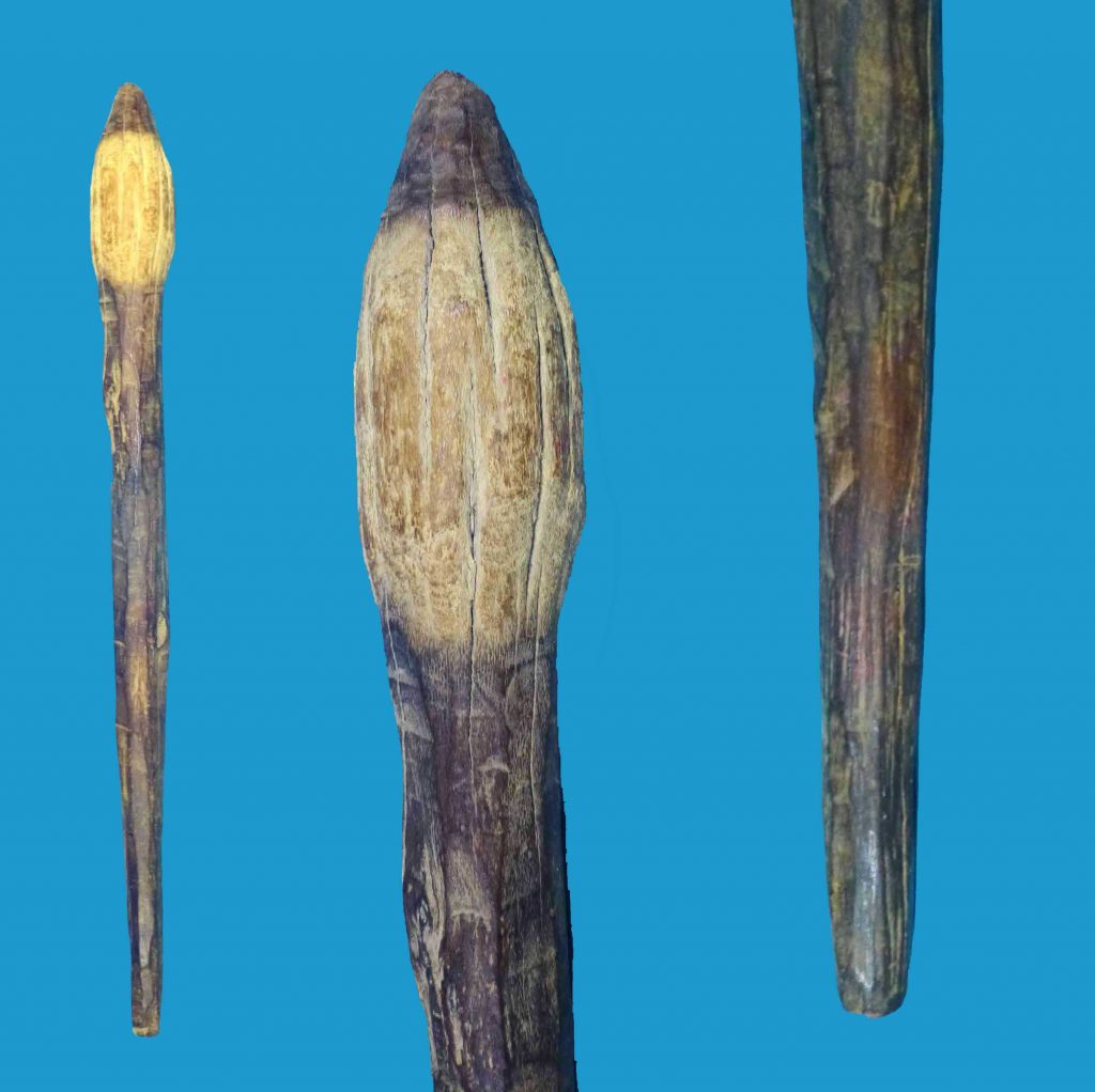 BH05 Eastern Australia Aboriginal Throwing Club Totemic Symbols ...
